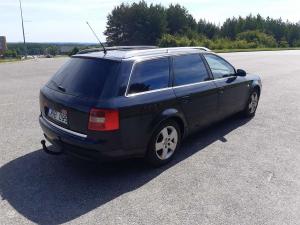 Melns Audi A6 2001 Alīta, ar dzinēja tilpumu 2.40 L un nobraukumu 288 tūkst. km par 1200 €, foto  vietnē AUTOMOTO.COM.LV