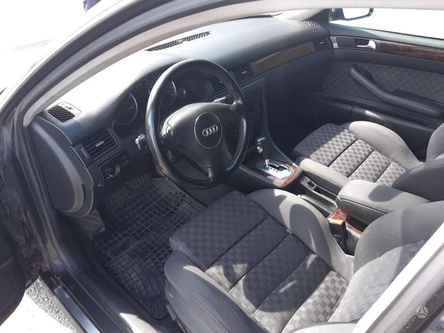 Melns Audi A6 2001 Alīta, ar dzinēja tilpumu 2.40 L un nobraukumu 288 tūkst. km par 1200 €, foto 5 vietnē AUTOMOTO.COM.LV