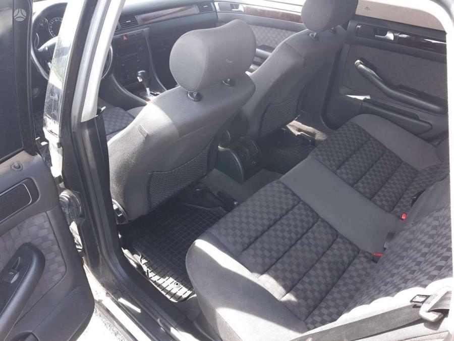 Melns Audi A6 2001 Alīta, ar dzinēja tilpumu 2.40 L un nobraukumu 288 tūkst. km par 1200 €, foto 6 vietnē AUTOMOTO.COM.LV