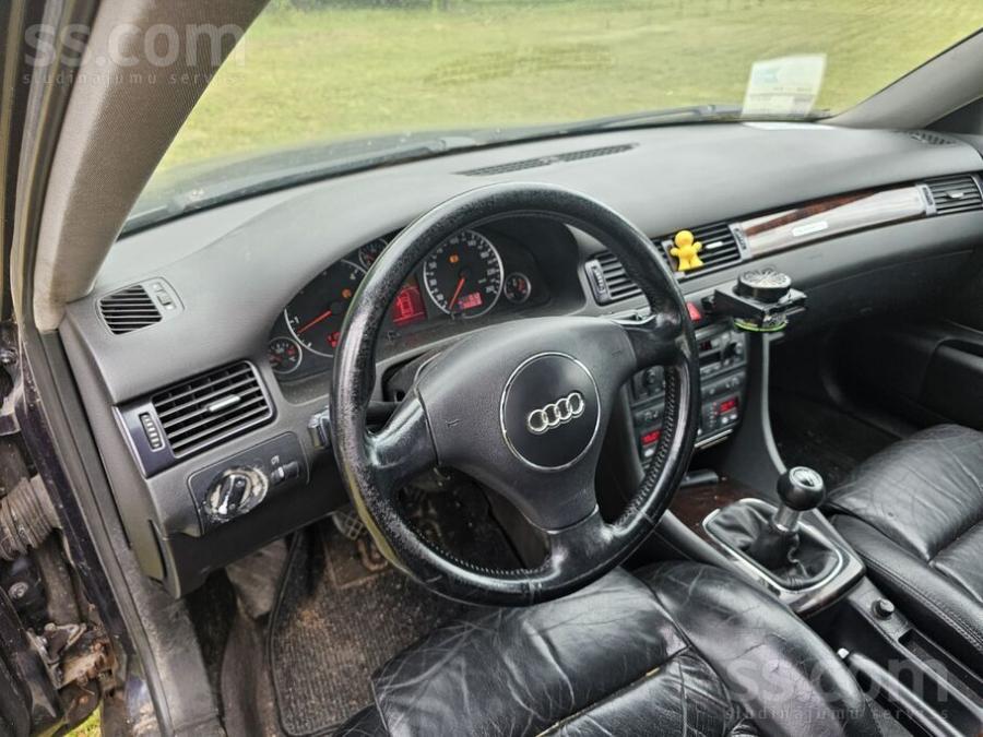 Melns Audi A6 2001 Tukums, ar dzinēja tilpumu 2.50 L un nobraukumu 385 tūkst. km par 1500 €, foto 7 vietnē AUTOMOTO.COM.LV