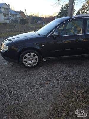 Black Audi A6 2002 in Vilkaviskis, with an engine capacity of 2.50 L and mileage of 296 thousand km for 1250 €, photo 4 on AUTOMOTO.COM.LV