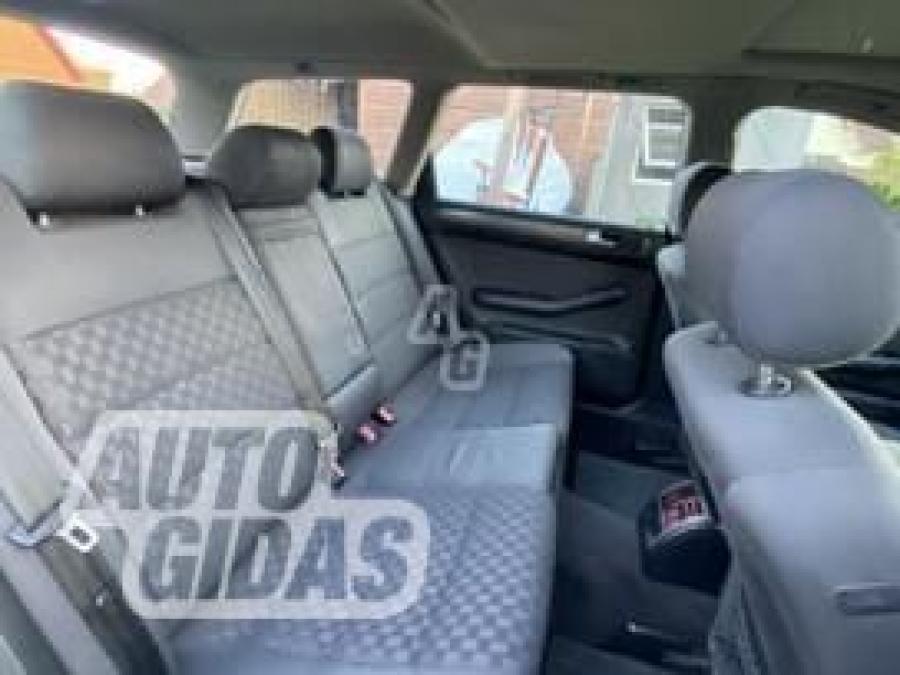 Melns Audi A6 2002 Marijampole, ar dzinēja tilpumu 2.50 L un nobraukumu 371 tūkst. km par 950 €, foto 13 vietnē AUTOMOTO.COM.LV
