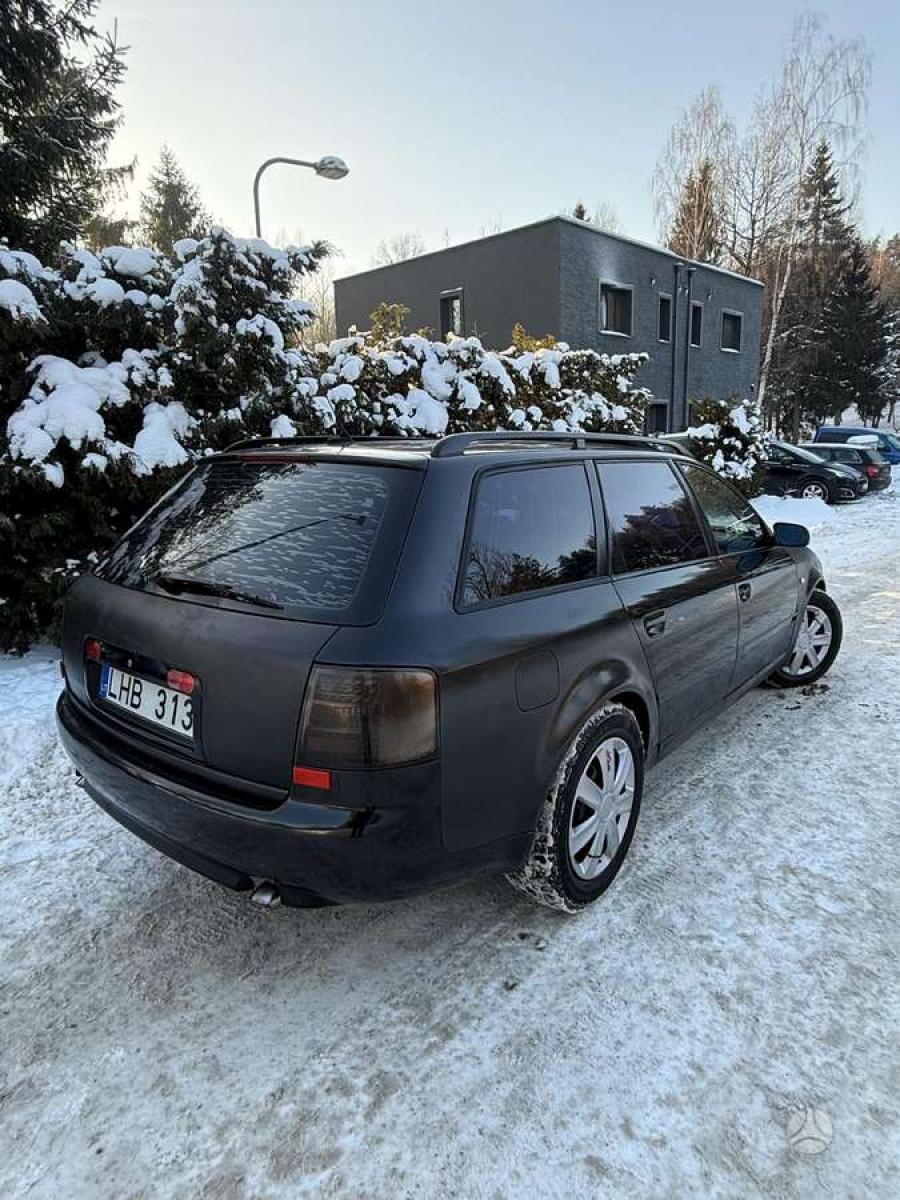 Black Audi A6 2002 in Vilnius, with an engine capacity of 2.50 L and mileage of 311 thousand km for 1650 €, photo 5 on AUTOMOTO.COM.LV
