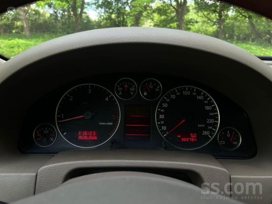 Black Audi A6 2002 in Riga, with an engine capacity of 2.50 L and mileage of 0 thousand km for 2399 €, photo 13 on AUTOMOTO.COM.LV