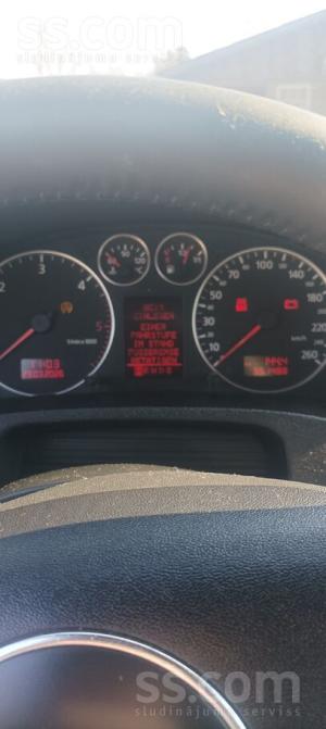 Black Audi A6 2002 in Kraslava, with an engine capacity of 2.50 L and mileage of 0 thousand km for 1000 €, photo 9 on AUTOMOTO.COM.LV