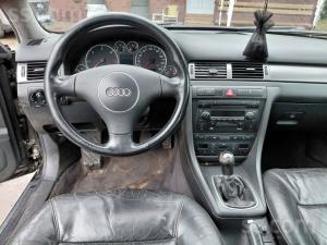 Black Audi A6 2002 in Talsi, with an engine capacity of 2.50 L and mileage of 348 thousand km for 795 €, photo 11 on AUTOMOTO.COM.LV