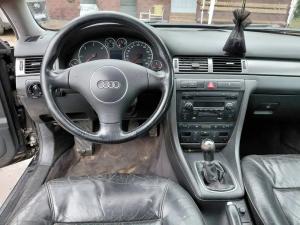 Black Audi A6 2002 in Talsi, with an engine capacity of 2.50 L and mileage of 348 thousand km for 795 €, photo 11 on AUTOMOTO.COM.LV
