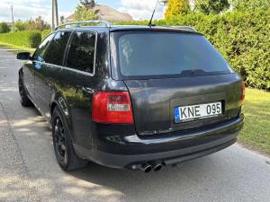 Melns Audi A6 2002 Mažeikiai, ar dzinēja tilpumu 2.98 L un nobraukumu 232 tūkst. km par 980 €, foto 4 vietnē AUTOMOTO.COM.LV
