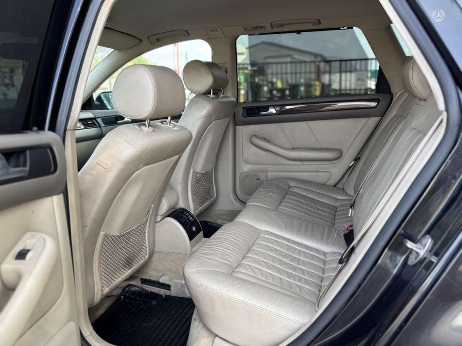 Melns Audi A6 2002 Mažeikiai, ar dzinēja tilpumu 2.98 L un nobraukumu 232 tūkst. km par 980 €, foto 10 vietnē AUTOMOTO.COM.LV