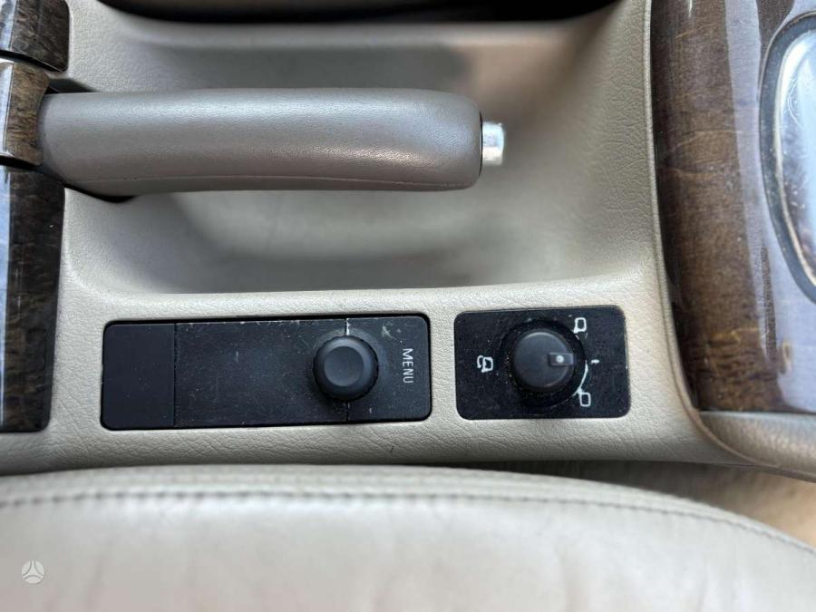Melns Audi A6 2002 Mažeikiai, ar dzinēja tilpumu 2.98 L un nobraukumu 232 tūkst. km par 980 €, foto 14 vietnē AUTOMOTO.COM.LV
