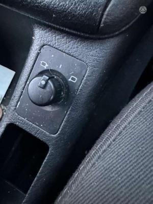 Black Audi A6 2002 in Kaunas, with an engine capacity of 1.90 L and mileage of 420 thousand km for 800 €, photo 10 on AUTOMOTO.COM.LV