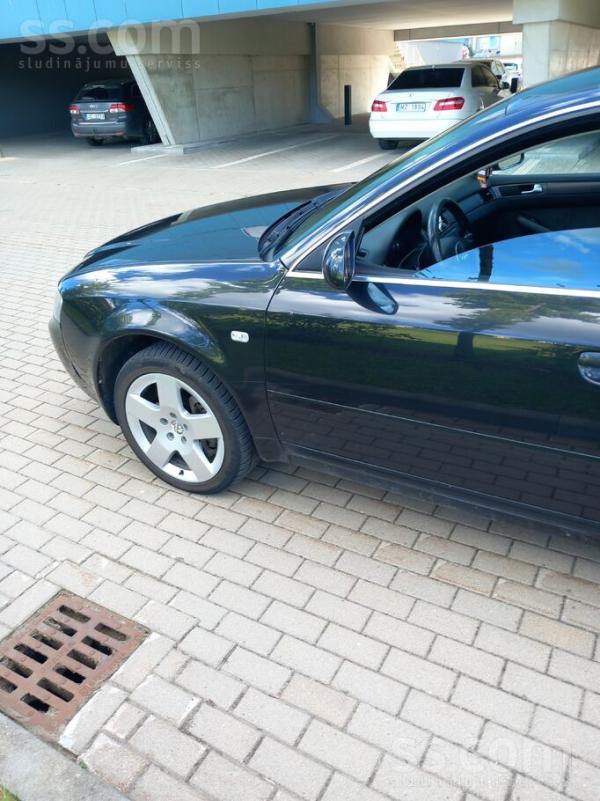 Melns Audi A6 2003 Jēkabpils, ar dzinēja tilpumu 2.50 L un nobraukumu 448 tūkst. km par 2000 €, foto 7 vietnē AUTOMOTO.COM.LV