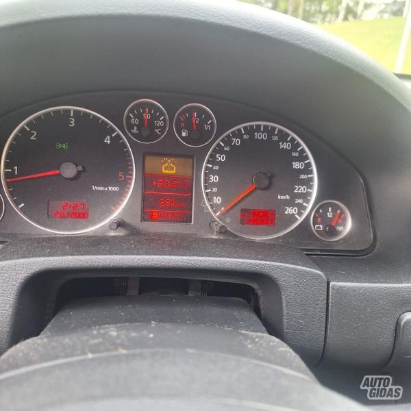 Black Audi A6 2003 in Utena, with an engine capacity of 2.50 L and mileage of 290 thousand km for 1850 €, photo 10 on AUTOMOTO.COM.LV