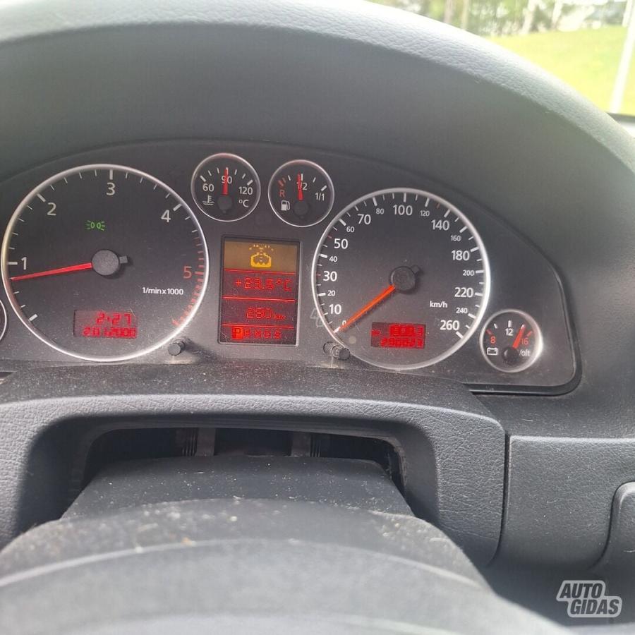 Black Audi A6 2003 in Utena, with an engine capacity of 2.50 L and mileage of 290 thousand km for 1850 €, photo 11 on AUTOMOTO.COM.LV