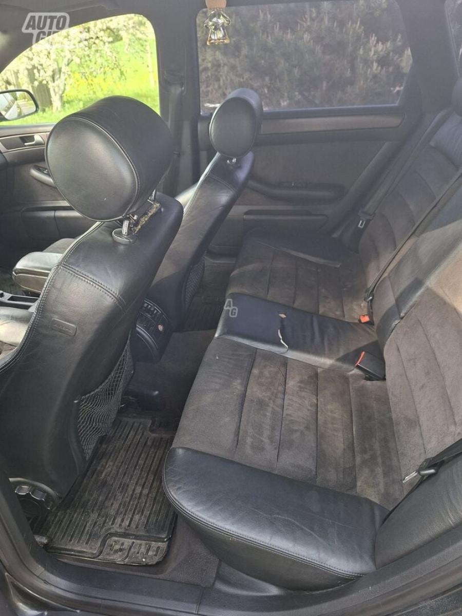 Black Audi A6 2003 in Siauliai, with an engine capacity of 2.50 L and mileage of 320 thousand km for 780 €, photo 11 on AUTOMOTO.COM.LV