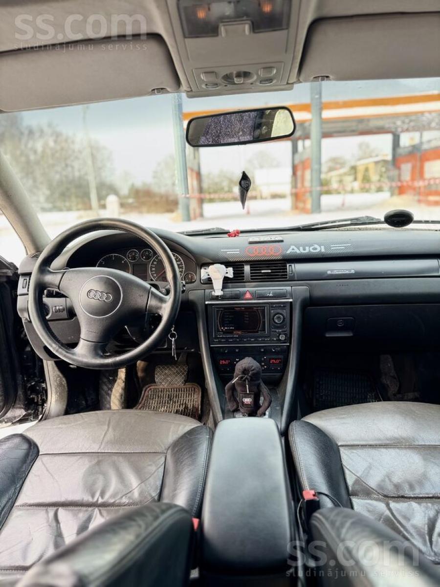 Черный Ауди А6 2003 в Елгава, объемом двигателя 2.50 л и пробегом 350 тыс. км за 2400 €, фото 7 на AUTOMOTO.COM.LV