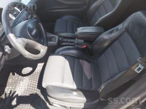 Черный Ауди А6 2003 в Валмиера, объемом двигателя 1.90 л и пробегом 320 тыс. км за 1350 €, фото 9 на AUTOMOTO.COM.LV