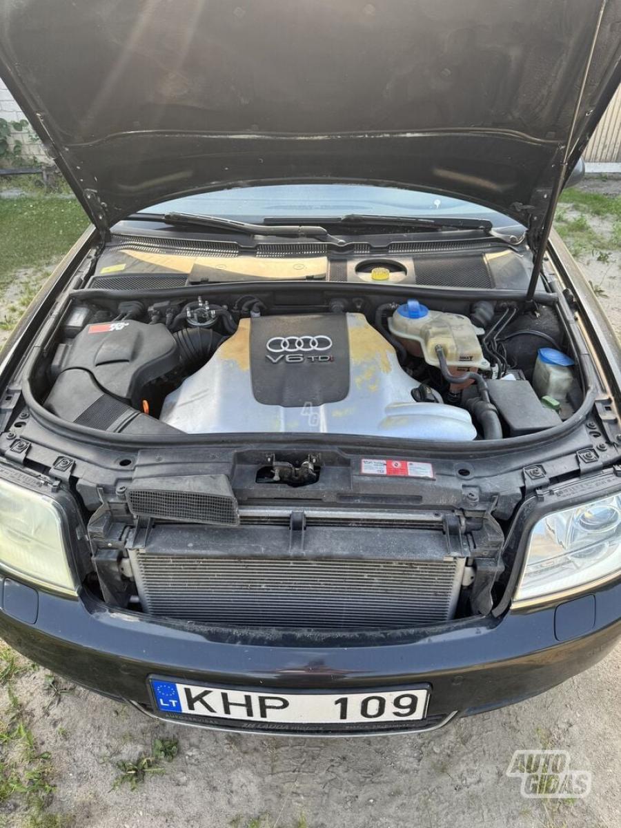 Melns Audi A6 2003 Panevēža, ar dzinēja tilpumu 2.50 L un nobraukumu 440 tūkst. km par 1600 €, foto 12 vietnē AUTOMOTO.COM.LV