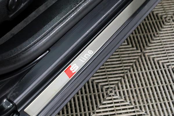 Черный Ауди А6 2003 в Таллин, объемом двигателя 2.50 л и пробегом 292 тыс. км за 1599 €, фото 9 на AUTOMOTO.COM.LV