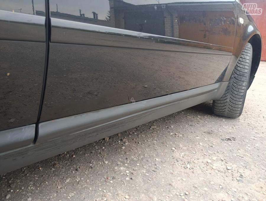 Melns Audi A6 2003 Kauņa, ar dzinēja tilpumu 1.90 L un nobraukumu 365 tūkst. km par 1150 €, foto 15 vietnē AUTOMOTO.COM.LV