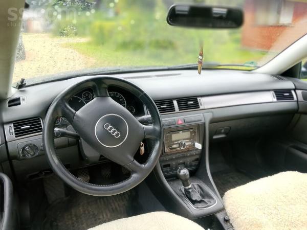 Черный Ауди А6 2003 в Гулбене, объемом двигателя 2.50 л и пробегом 330 тыс. км за 1100 €, фото 5 на AUTOMOTO.COM.LV