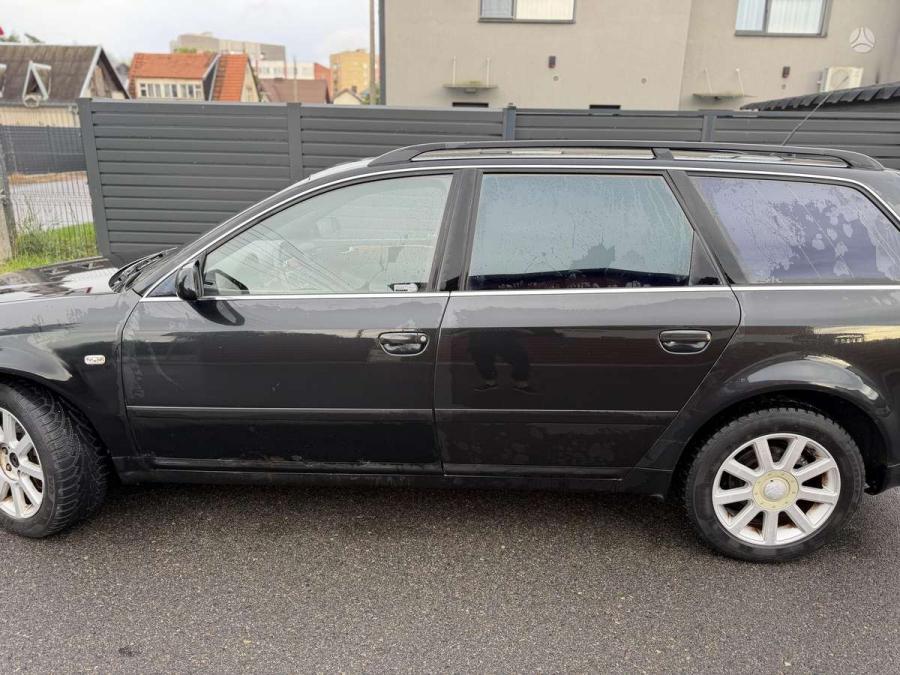 Black Audi A6 2003 in Kaunas, with an engine capacity of 2.50 L and mileage of 321 thousand km for 1390 €, photo 10 on AUTOMOTO.COM.LV