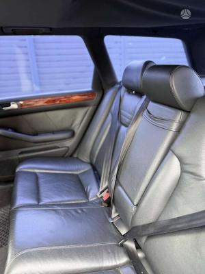 Black Audi A6 2003 in Kaunas, with an engine capacity of 2.50 L and mileage of 321 thousand km for 1390 €, photo 19 on AUTOMOTO.COM.LV