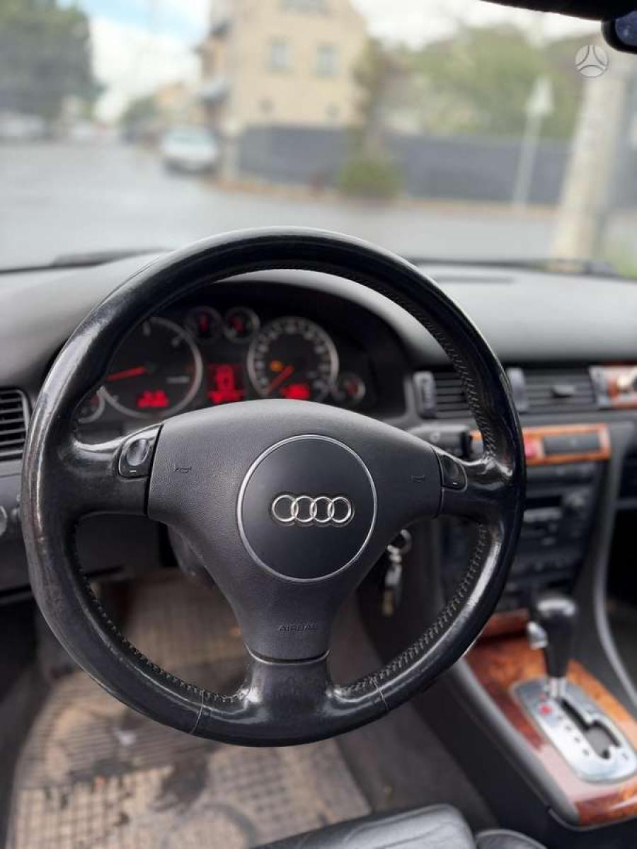 Black Audi A6 2003 in Kaunas, with an engine capacity of 2.50 L and mileage of 321 thousand km for 1390 €, photo 23 on AUTOMOTO.COM.LV