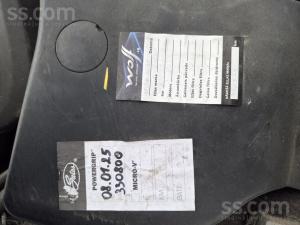 Melns Audi A6 2003 Tukums, ar dzinēja tilpumu 1.90 L un nobraukumu 346 tūkst. km par 2550 €, foto 13 vietnē AUTOMOTO.COM.LV