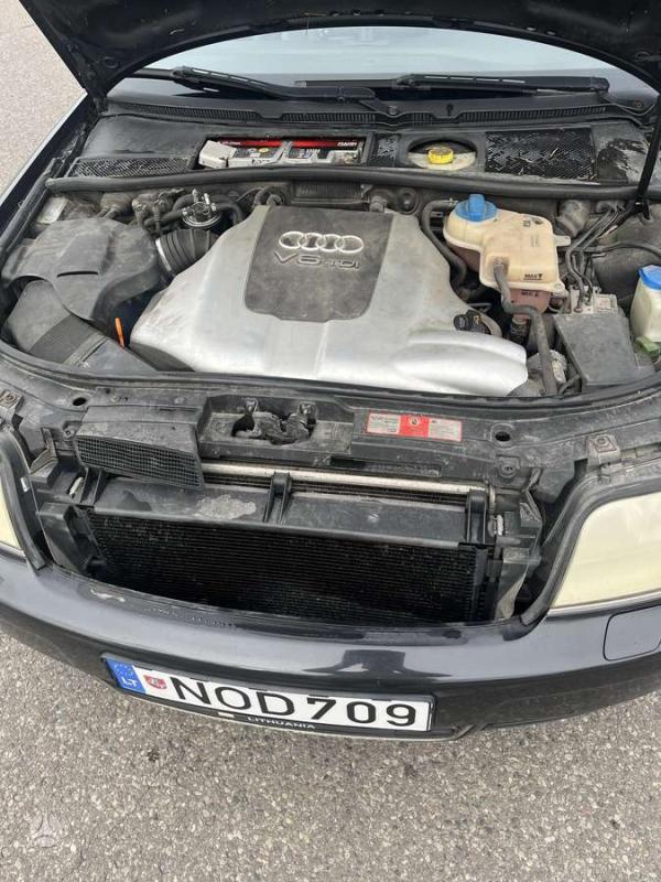 Black Audi A6 2003 in Vilnius, with an engine capacity of 2.50 L and mileage of 326 thousand km for 2200 €, photo 5 on AUTOMOTO.COM.LV