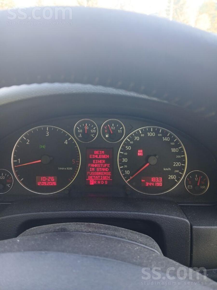 Melns Audi A6 2003 Alūksne, ar dzinēja tilpumu 2.50 L un nobraukumu 344 tūkst. km par 875 €, foto 13 vietnē AUTOMOTO.COM.LV