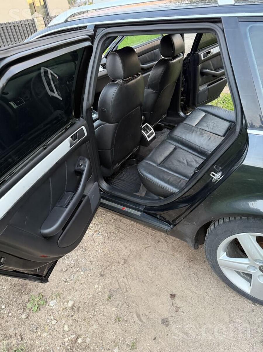 Melns Audi A6 2003 Daugavpils, ar dzinēja tilpumu 2.50 L un nobraukumu 334 tūkst. km par 1500 €, foto 11 vietnē AUTOMOTO.COM.LV