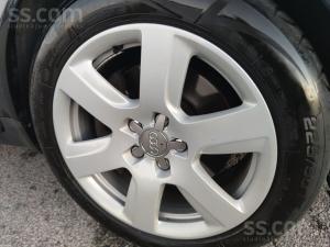 Melns Audi A6 2003 Rīga, ar dzinēja tilpumu 2.50 L un nobraukumu 365 tūkst. km par 2500 €, foto 8 vietnē AUTOMOTO.COM.LV
