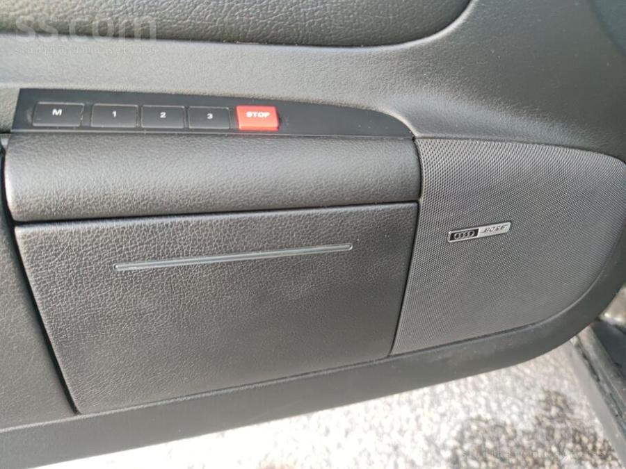 Melns Audi A6 2003 Rīga, ar dzinēja tilpumu 2.50 L un nobraukumu 365 tūkst. km par 2500 €, foto 11 vietnē AUTOMOTO.COM.LV