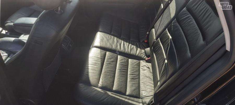 Black Audi A6 2004 in Anyksciai, with an engine capacity of 2.50 L and mileage of 443 thousand km for 1150 €, photo 10 on AUTOMOTO.COM.LV