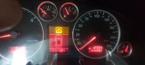 Black Audi A6 2004 in Anyksciai, with an engine capacity of 2.50 L and mileage of 443 thousand km for 1150 €, photo 16 on AUTOMOTO.COM.LV