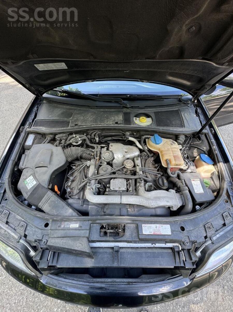 Black Audi A6 2004 in Jelgava, with an engine capacity of 2.50 L and mileage of 398 thousand km for 1850 €, photo 18 on AUTOMOTO.COM.LV