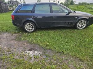Melns Audi A6 2004 Jelgava, ar dzinēja tilpumu 2.50 L un nobraukumu 303 tūkst. km par 1250 €, foto 4 vietnē AUTOMOTO.COM.LV