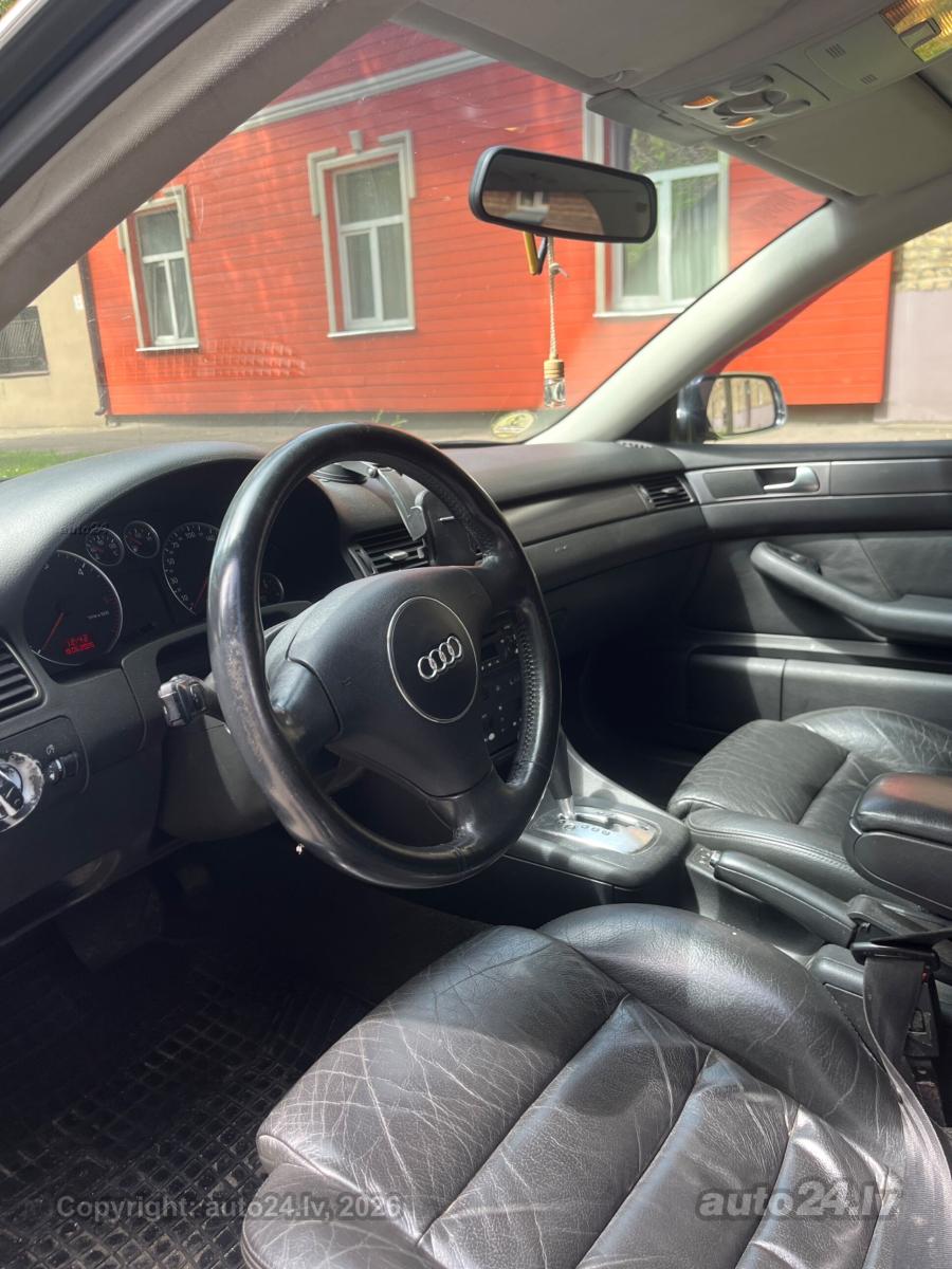 Black Audi A6 2004 in Riga, with an engine capacity of 2.50 L and mileage of 342 thousand km for 1400 €, photo 5 on AUTOMOTO.COM.LV