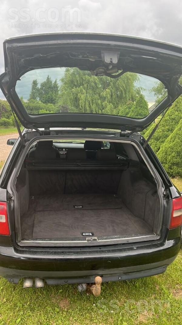 Black Audi A6 2004 in Ventspils, with an engine capacity of 1.90 L and mileage of 318 thousand km for 1500 €, photo 7 on AUTOMOTO.COM.LV
