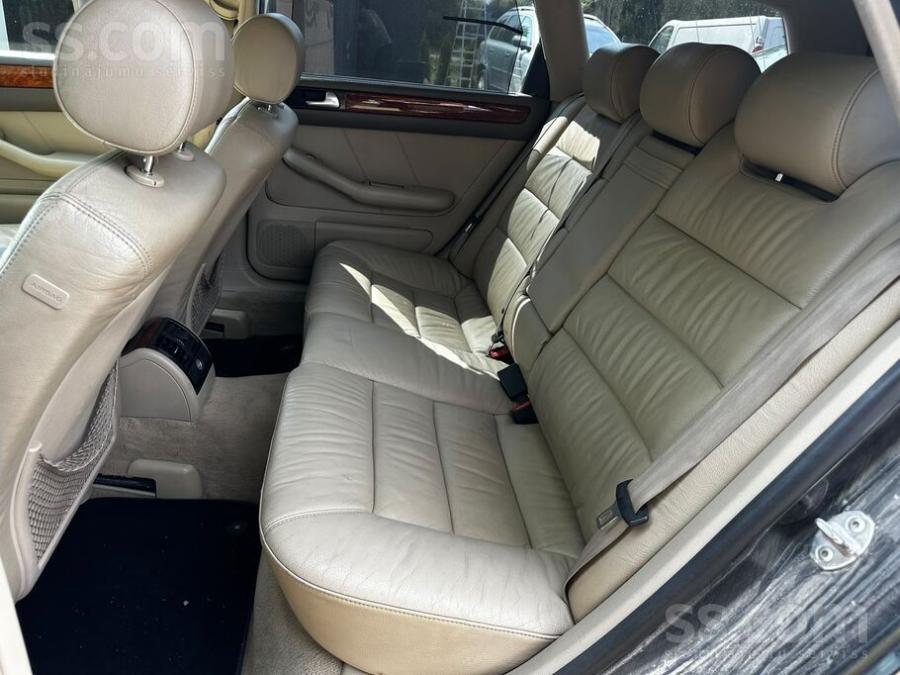 Melns Audi A6 2004 Jelgava, ar dzinēja tilpumu 2.50 L un nobraukumu 0 tūkst. km par 1490 €, foto 13 vietnē AUTOMOTO.COM.LV