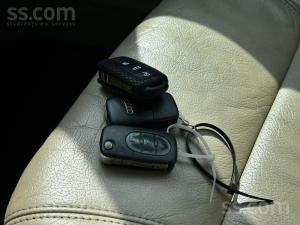 Melns Audi A6 2004 Jelgava, ar dzinēja tilpumu 2.50 L un nobraukumu 0 tūkst. km par 1490 €, foto 19 vietnē AUTOMOTO.COM.LV