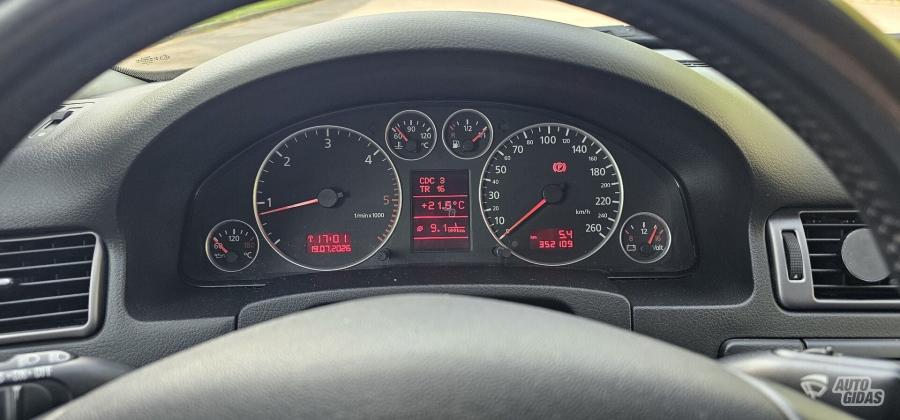 Black Audi A6 2004 in Kaisiadorys, with an engine capacity of 2.50 L and mileage of 352 thousand km for 2750 €, photo 11 on AUTOMOTO.COM.LV