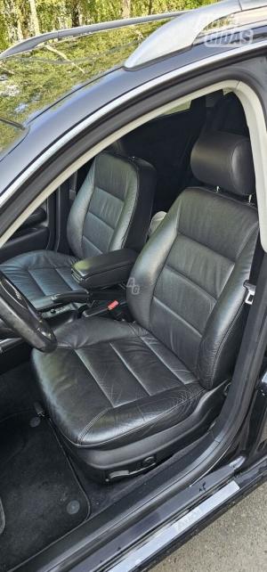 Black Audi A6 2004 in Kaisiadorys, with an engine capacity of 2.50 L and mileage of 352 thousand km for 2750 €, photo 14 on AUTOMOTO.COM.LV