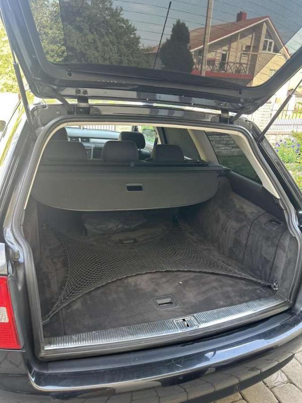 Black Audi A6 2004 in Vilnius, with an engine capacity of 1.90 L and mileage of 135 thousand km for 3990 €, photo 5 on AUTOMOTO.COM.LV