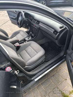 Melns Audi A6 2004 Tallina, ar dzinēja tilpumu 2.50 L un nobraukumu 434 tūkst. km par 1000 €, foto 8 vietnē AUTOMOTO.COM.LV