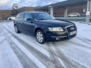 Melns Audi A6 2005 Viļņa, ar dzinēja tilpumu 2.70 L un nobraukumu 460 tūkst. km par 2450 €, foto  vietnē AUTOMOTO.COM.LV