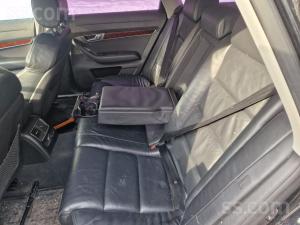 Black Audi A6 2005 in Riga, with an engine capacity of 3.00 L and mileage of 318 thousand km for 3200 €, photo 9 on AUTOMOTO.COM.LV