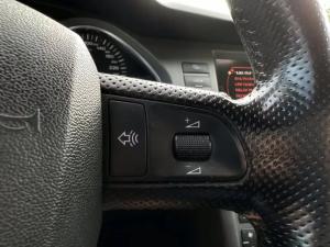 Black Audi A6 2005 in Riga, with an engine capacity of 3.00 L and mileage of 361 thousand km for 3990 €, photo 23 on AUTOMOTO.COM.LV