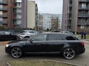 Black Audi A6 2005 in Riga, with an engine capacity of 3.00 L and mileage of 328 thousand km for 2990 €, photo 6 on AUTOMOTO.COM.LV